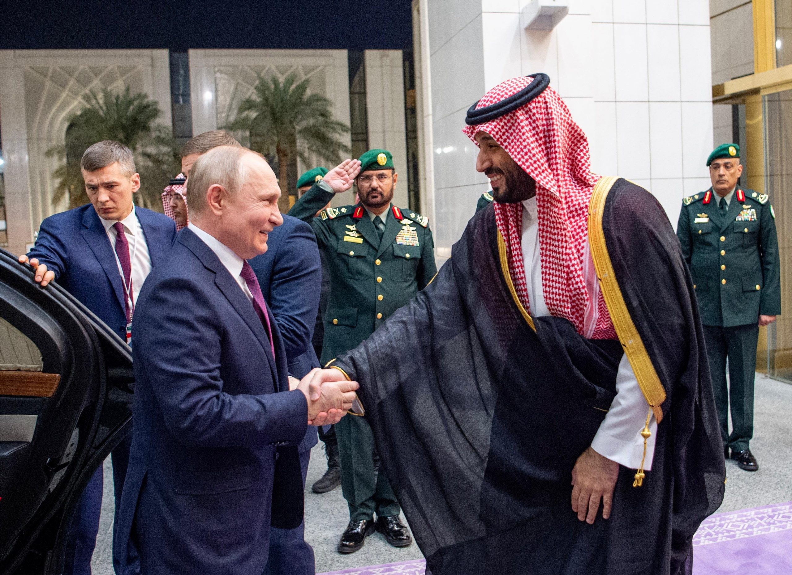 العلم العلاقات السعودية الروسية تعاون عمره 9 عقود